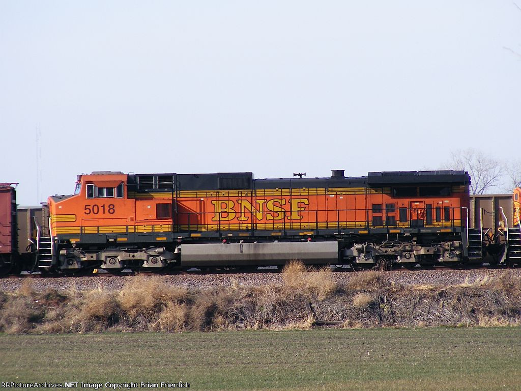 BNSF 5018